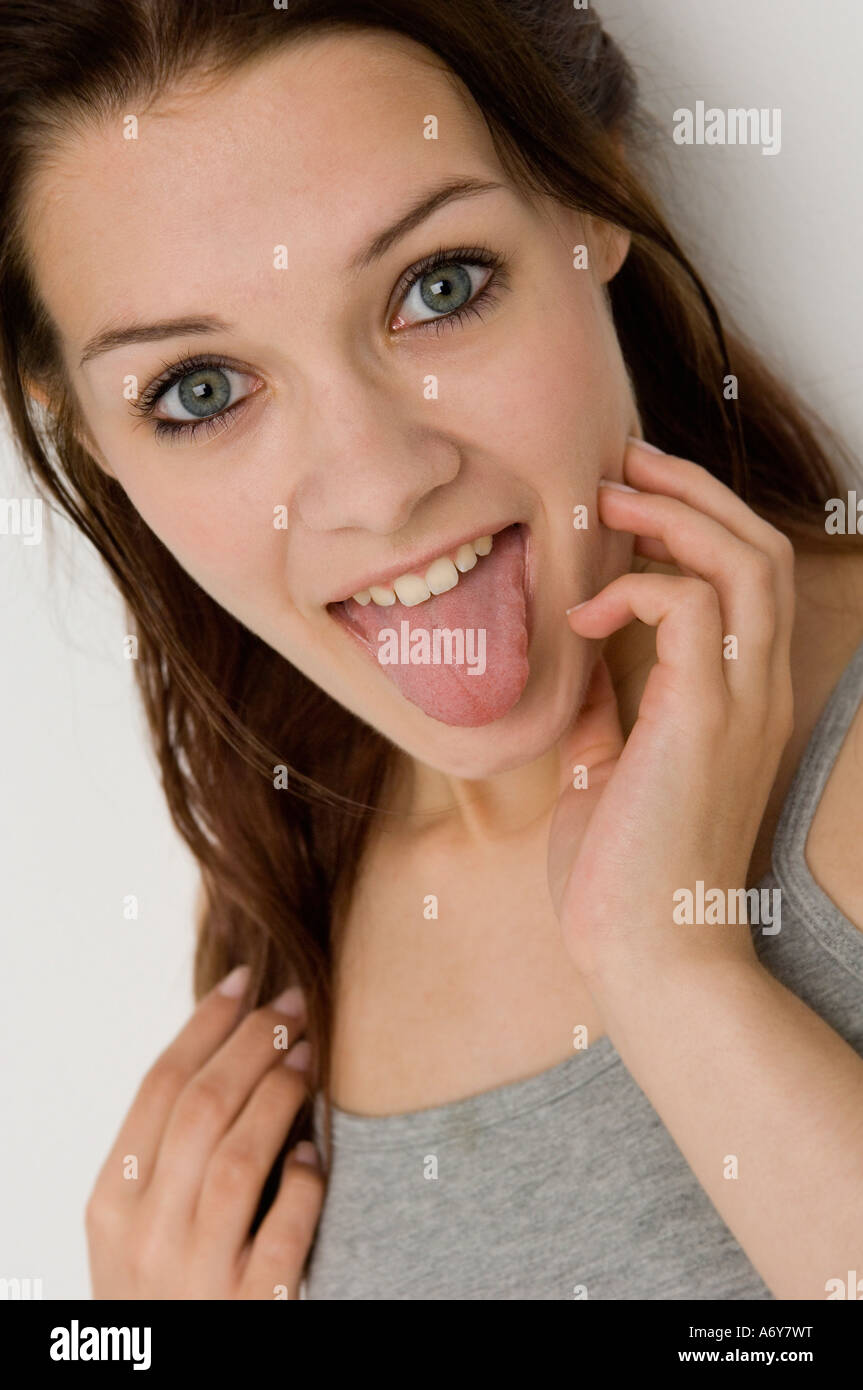 Slanted teeth hi-res stock photography and images - Alamy