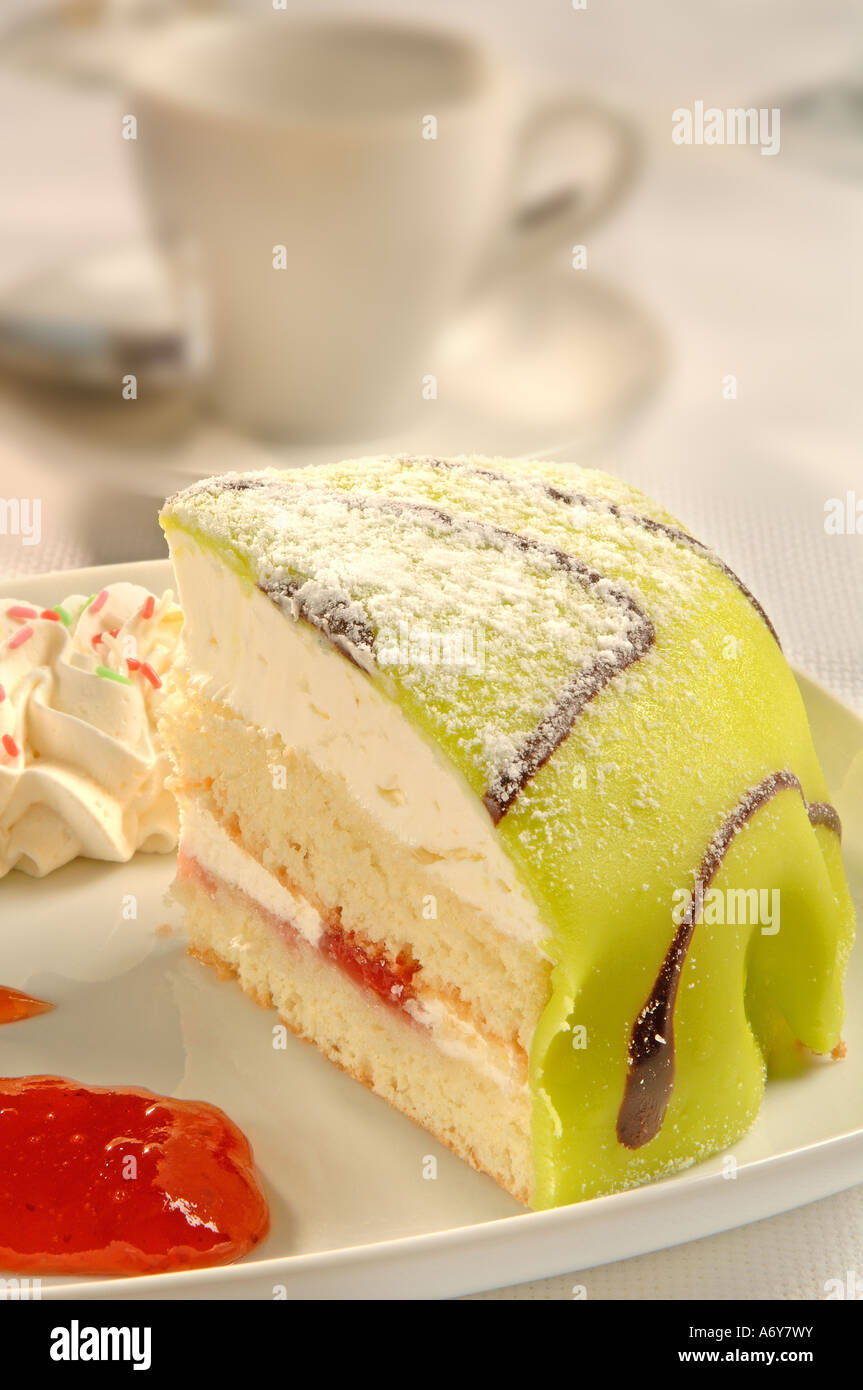 Sweden princess cake hi-res stock photography and images - Alamy
