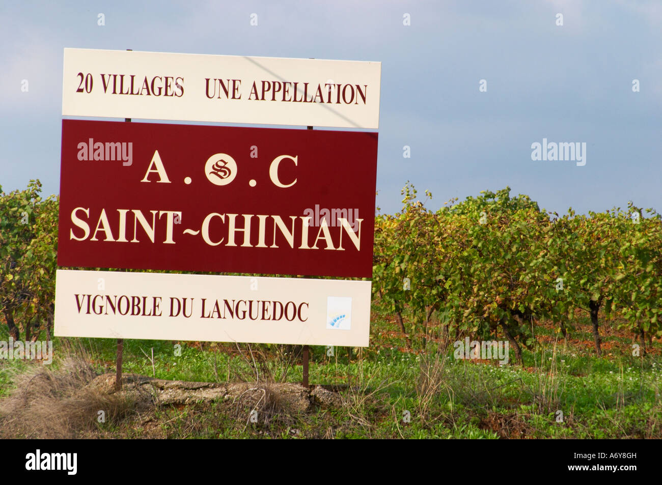 St chinian france hi-res stock photography and images - Alamy