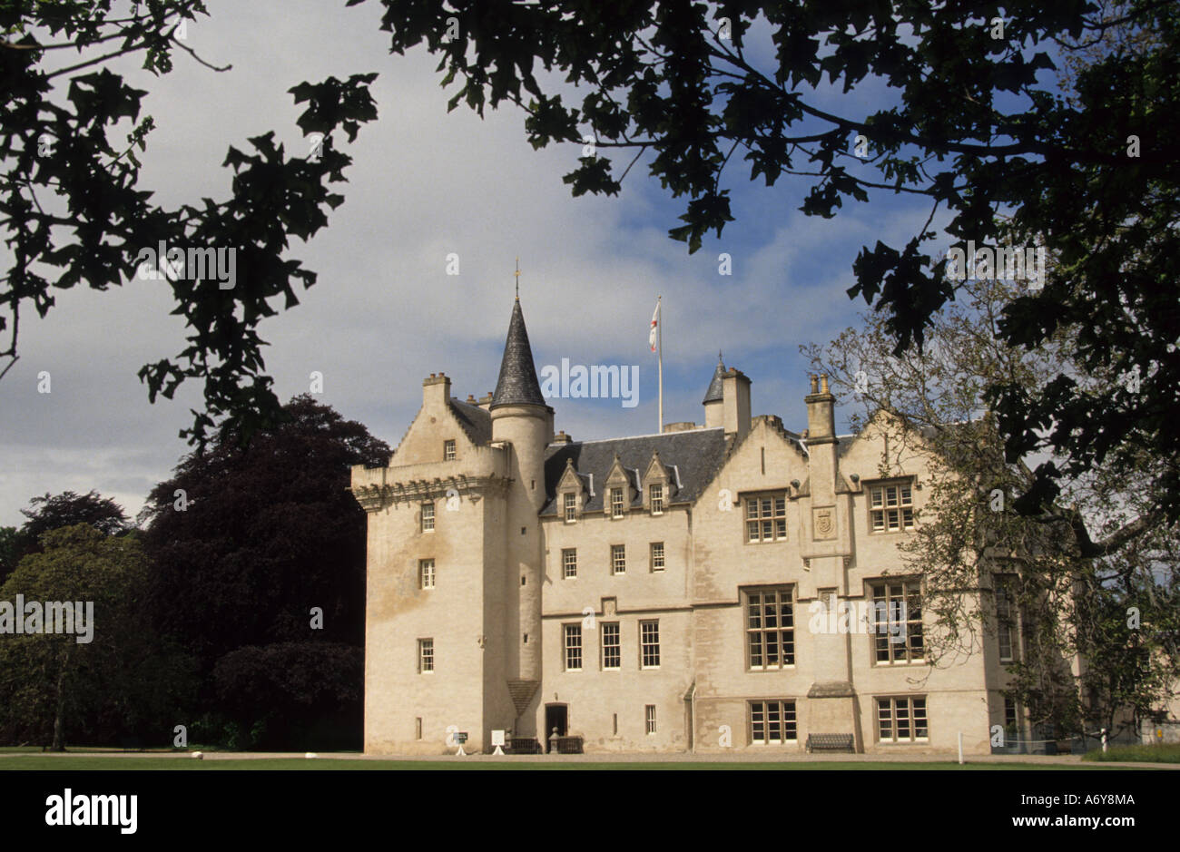 Scottish scottish castle hi-res stock photography and images - Alamy