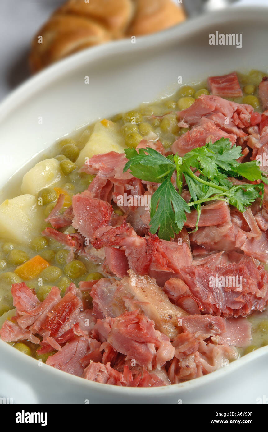 Pea stew with knuckle Stock Photo - Alamy