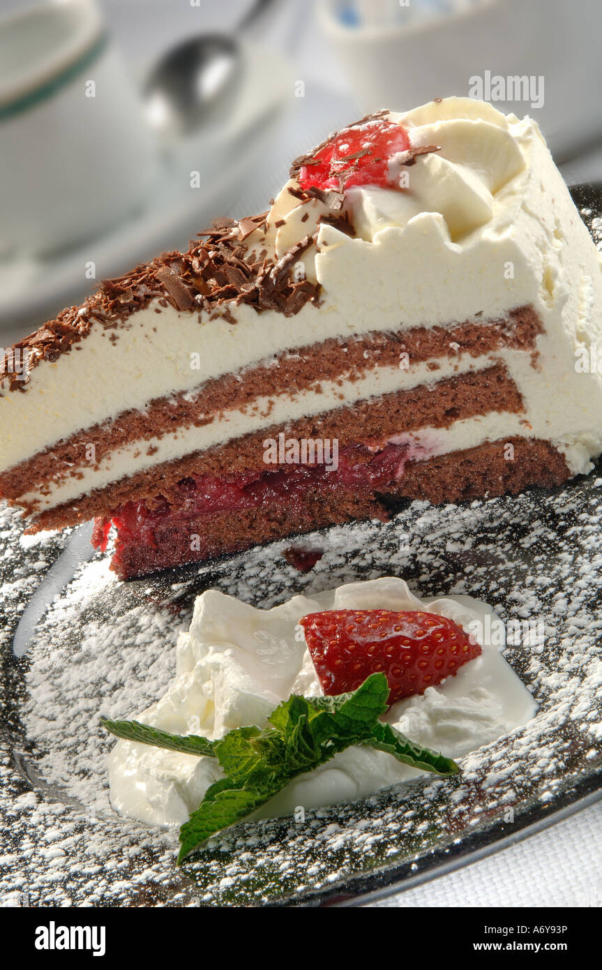 Selva Negra black forest cake Stock Photo - Alamy