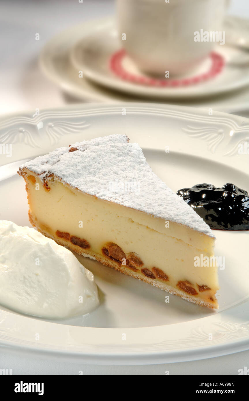 German kasekuchen hi-res stock photography and images - Alamy