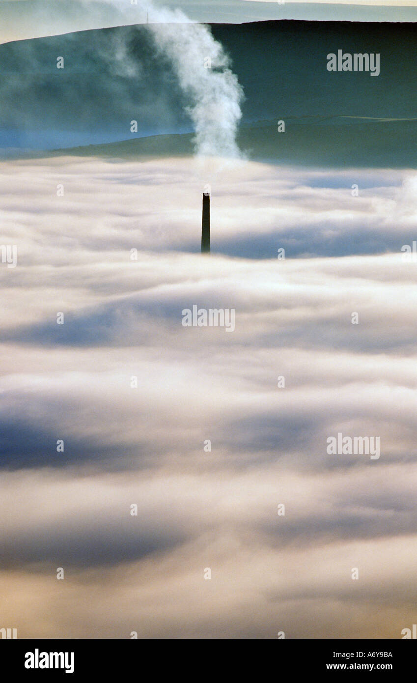 Cement works chimney hi-res stock photography and images - Alamy