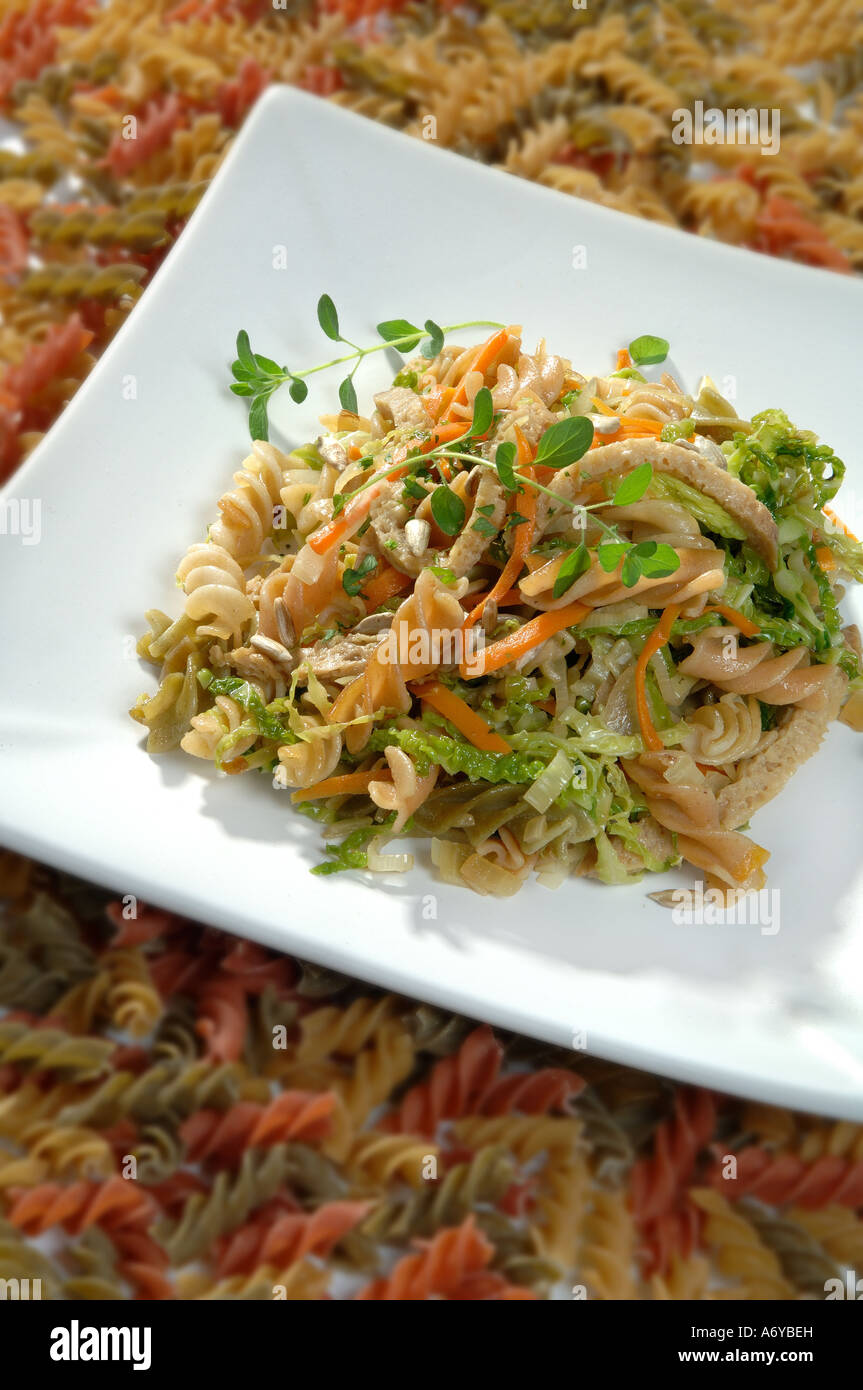 Oriental style sautéed pasta with vegetables Stock Photo - Alamy