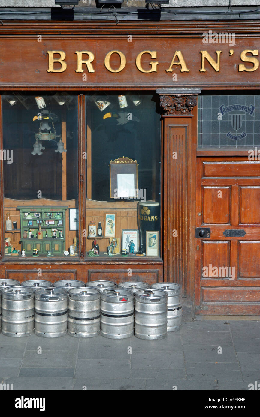 Brogans bar dublin hi-res stock photography and images - Alamy