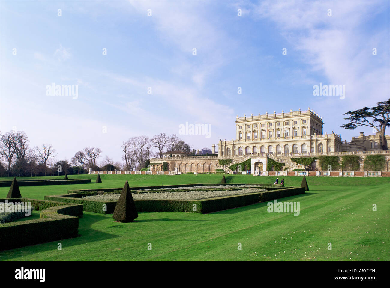 Cliveden house exterior hi-res stock photography and images - Alamy