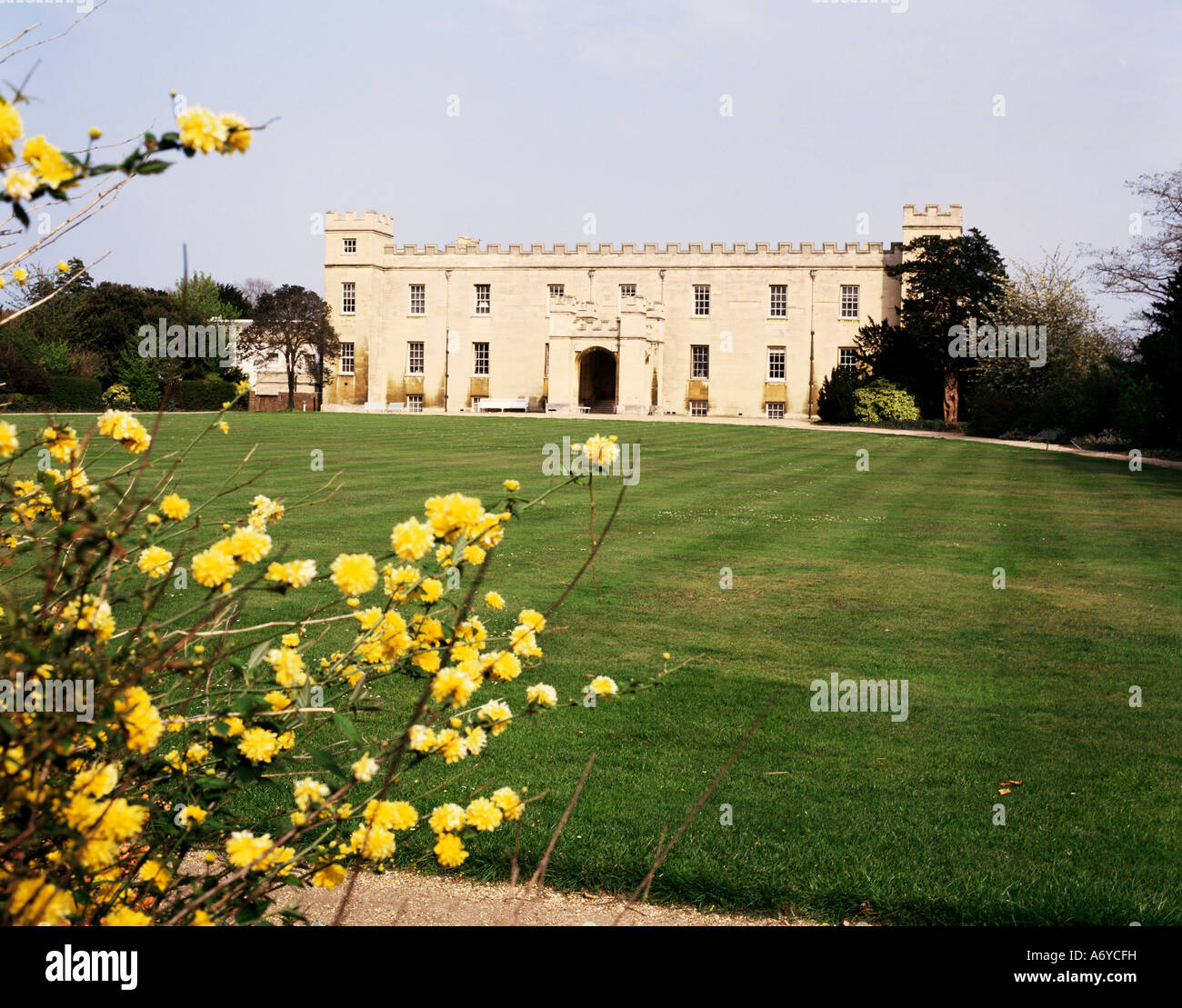 Isleworth and syon hi-res stock photography and images - Alamy