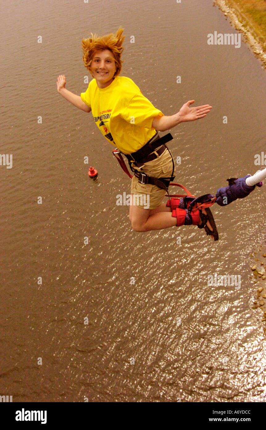 Action camera bungee jumping hi-res stock photography and images - Alamy