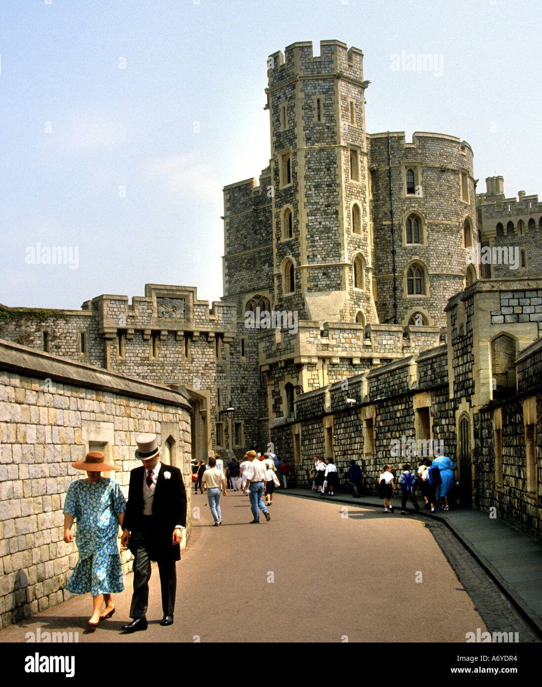 Windsor Castle Berkshire William the Conqueror Queen King royal royalty ... Windsor Castle Berkshire William the Conqueror Queen King royal royalty ...