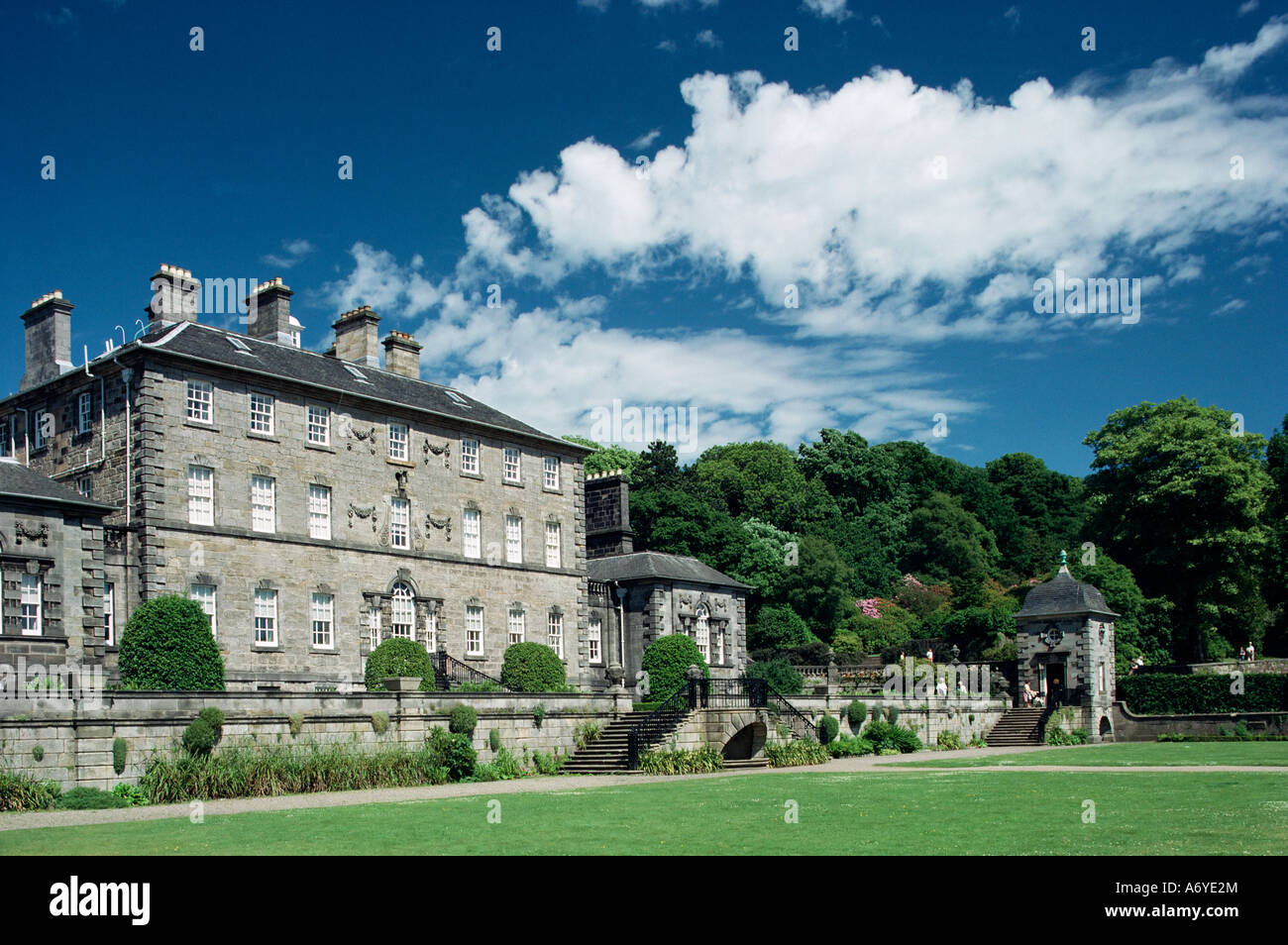 Glasgow pollock house hi-res stock photography and images - Alamy