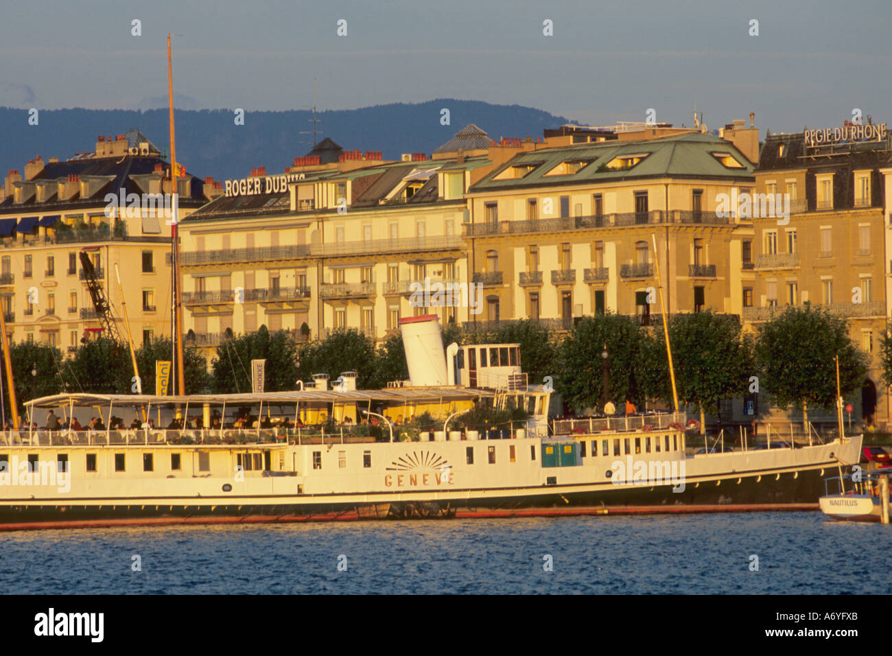 Switzerland Genève lakeside scene sightseeing ship Stock Photo - Alamy