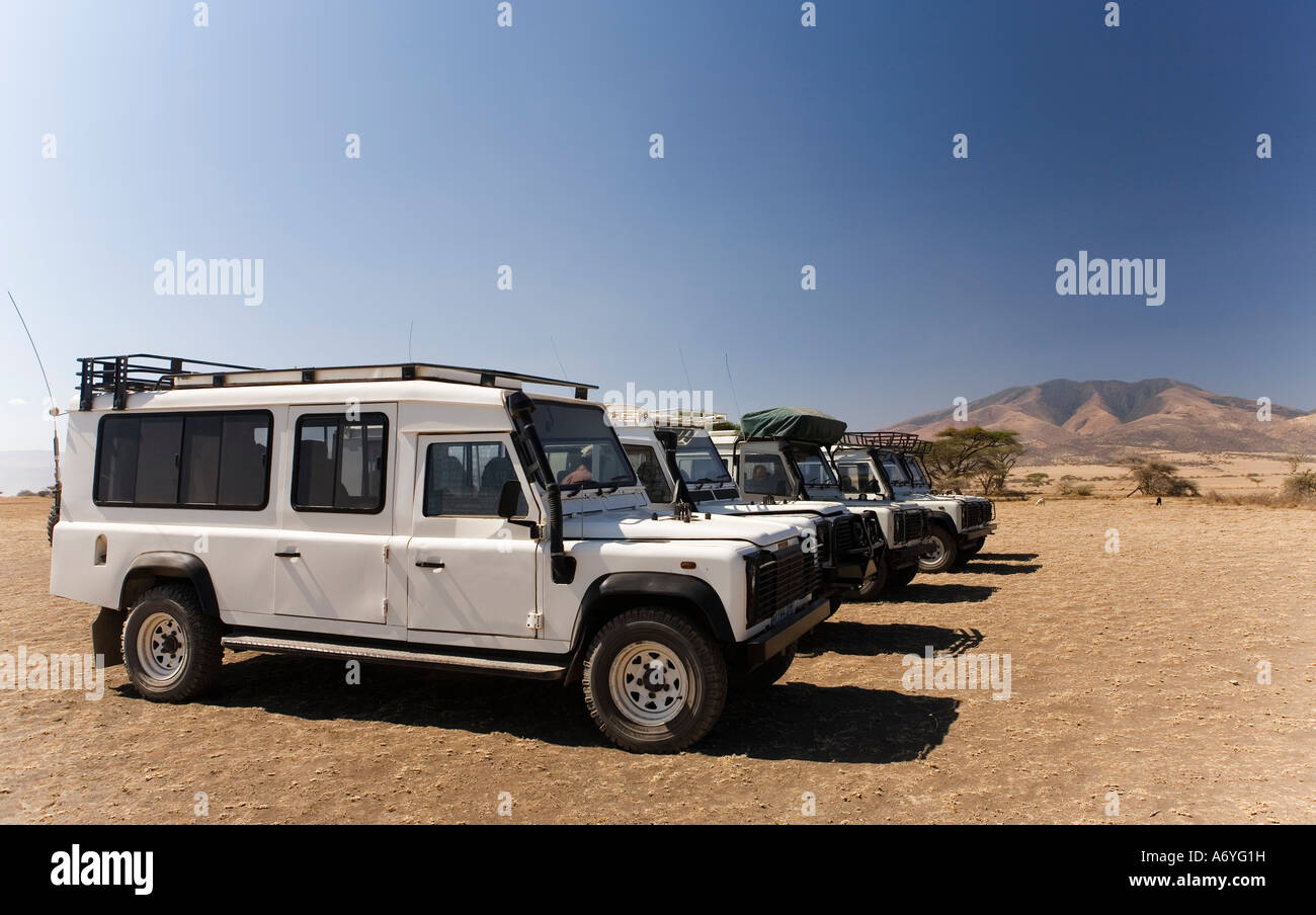 Off road vehicles in side view hi-res stock photography and images - Alamy