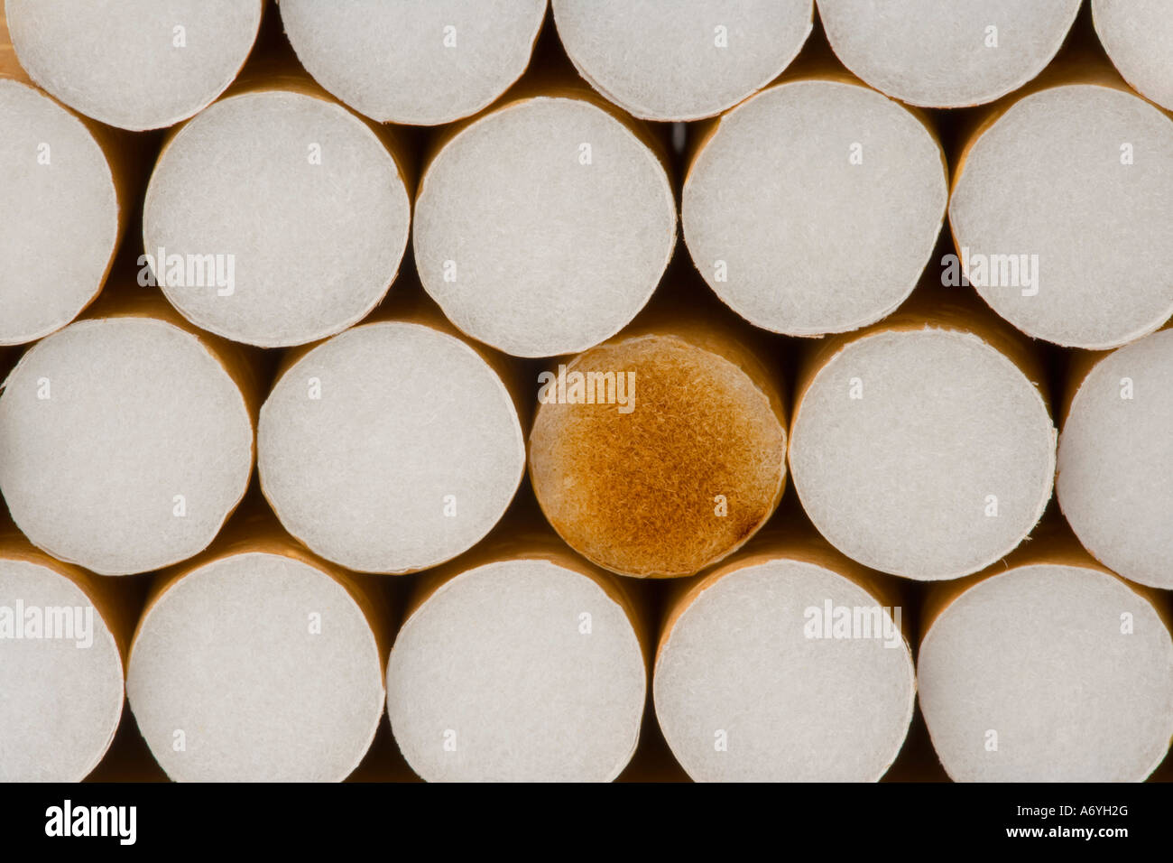Cigarettes horizontal hi-res stock photography and images - Alamy