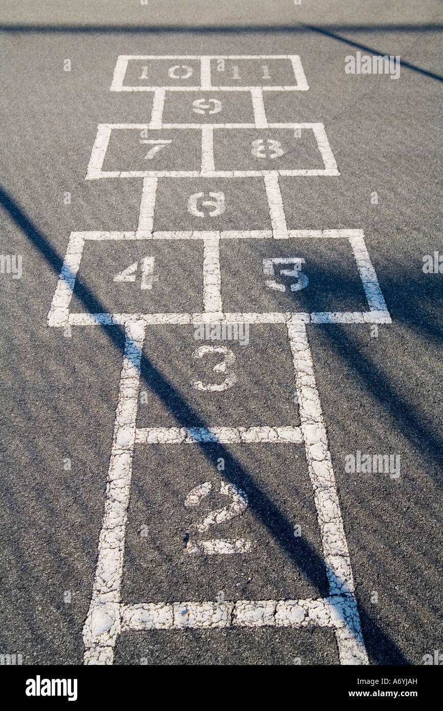 Hop scotch grid Stock Photo - Alamy
