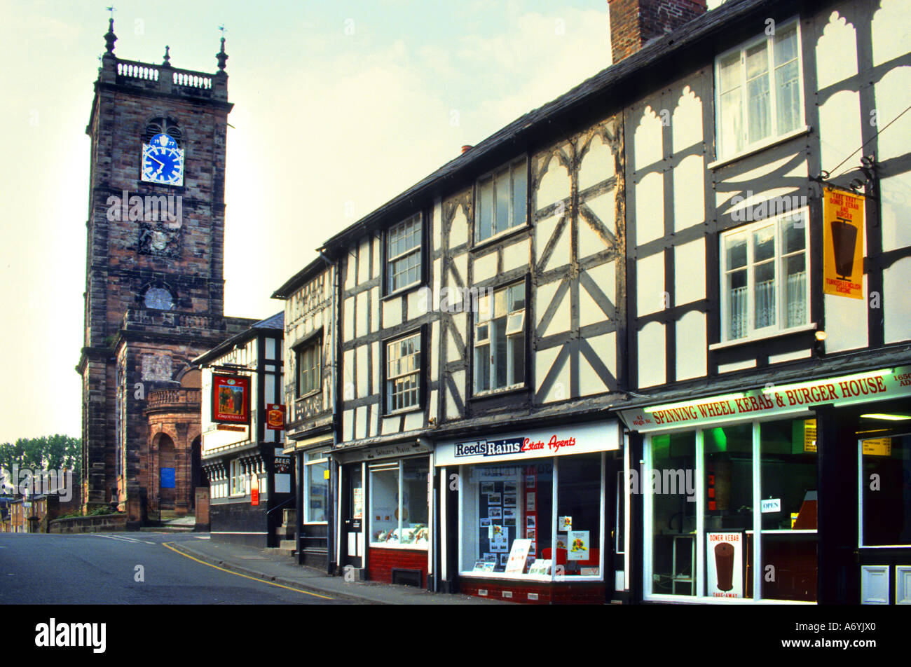 Old york street hi-res stock photography and images - Alamy