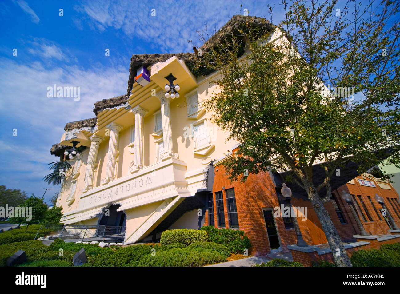 Wonderworks building hi-res stock photography and images - Alamy