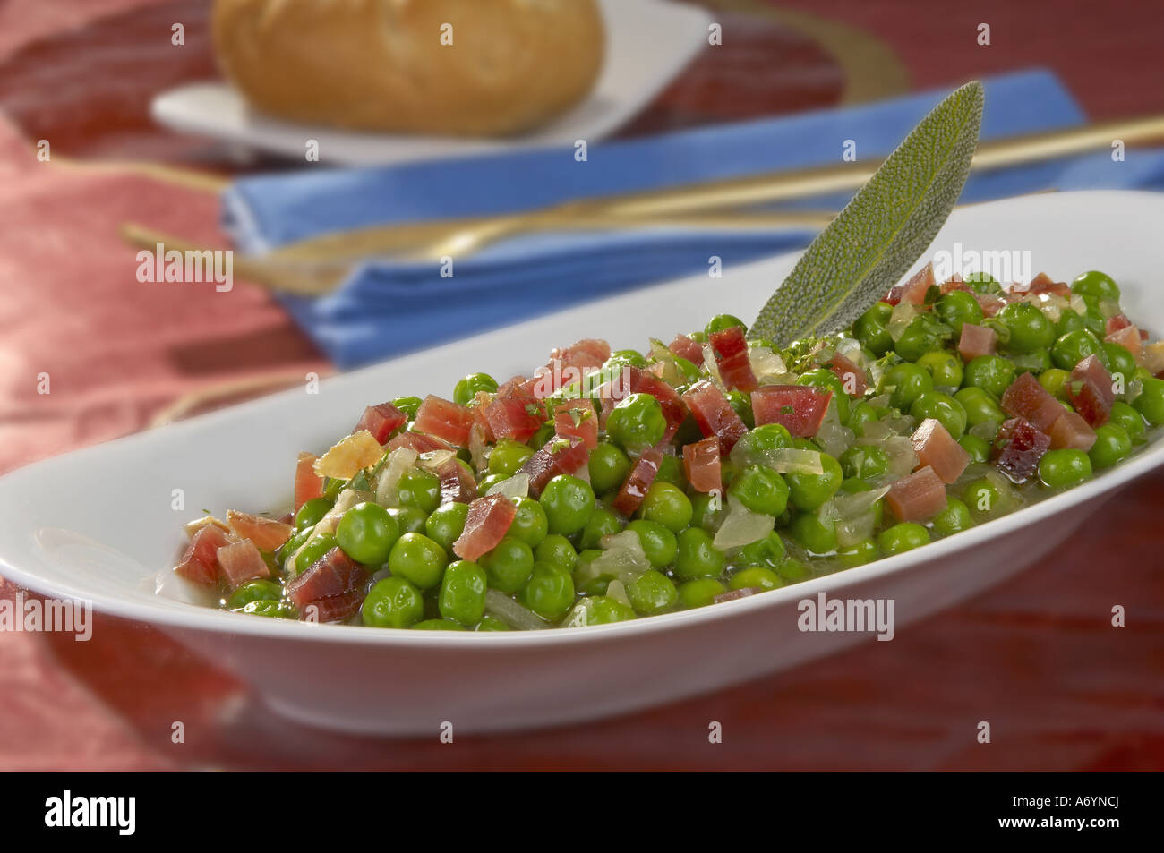 Arbeyos peas with ham Stock Photo - Alamy