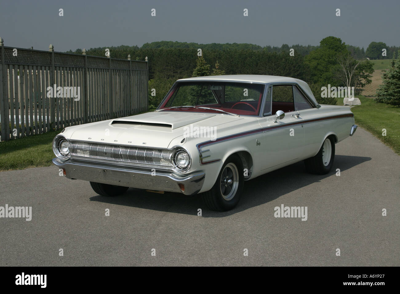 1964 440 Dodge Stock Photo - Alamy