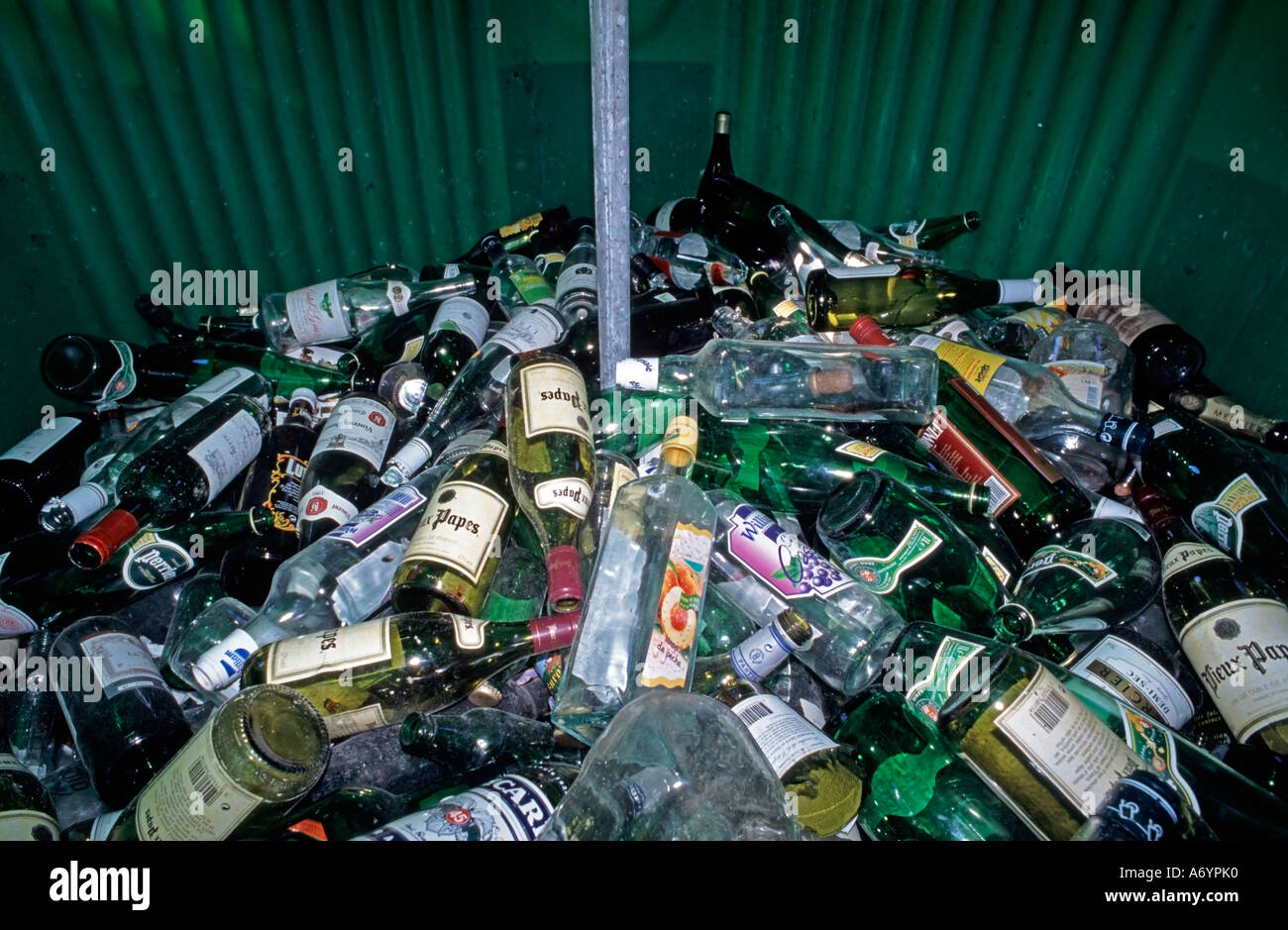 Glass collected hi-res stock photography and images - Alamy