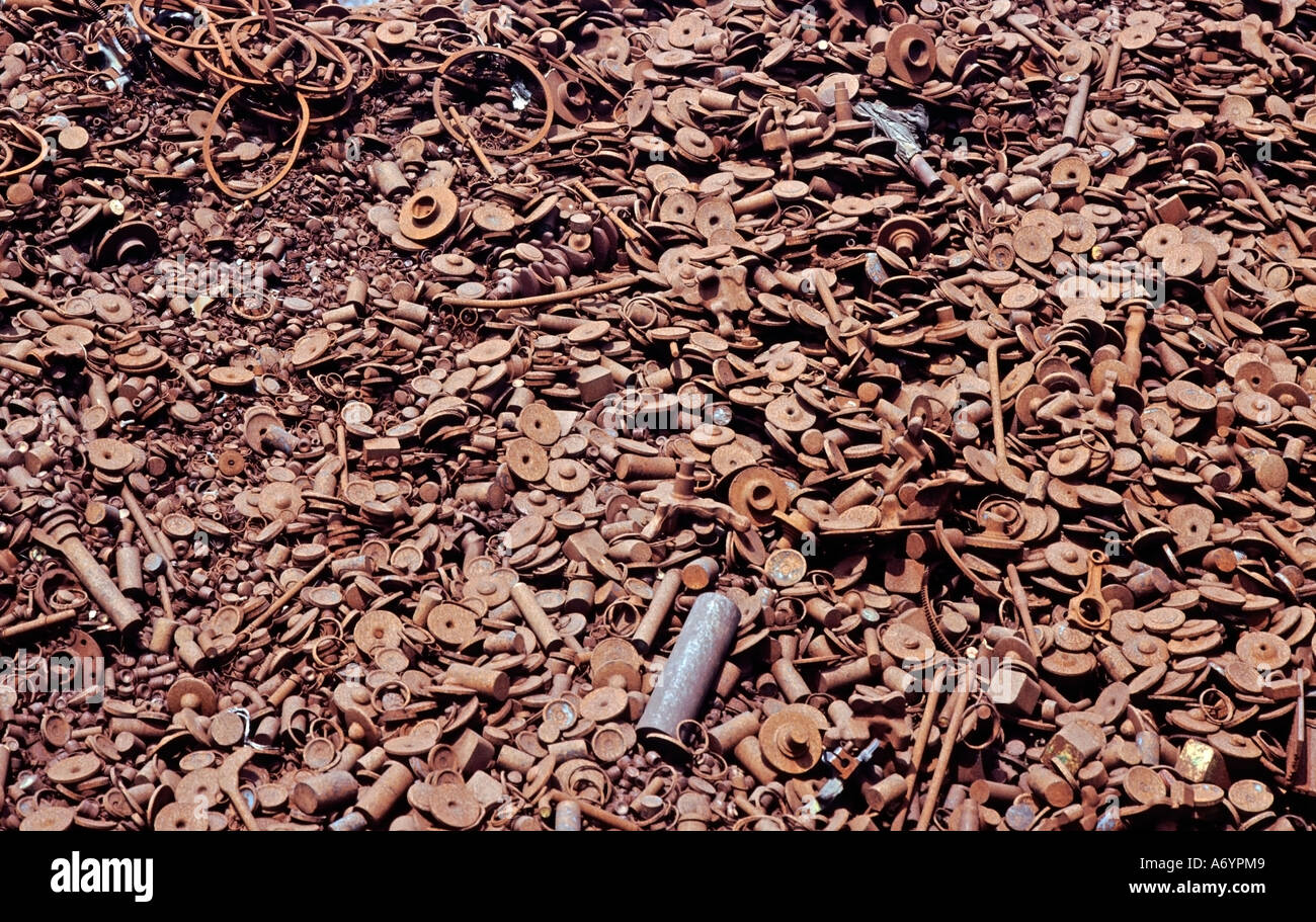 old used metal iron reusable material Stock Photo - Alamy