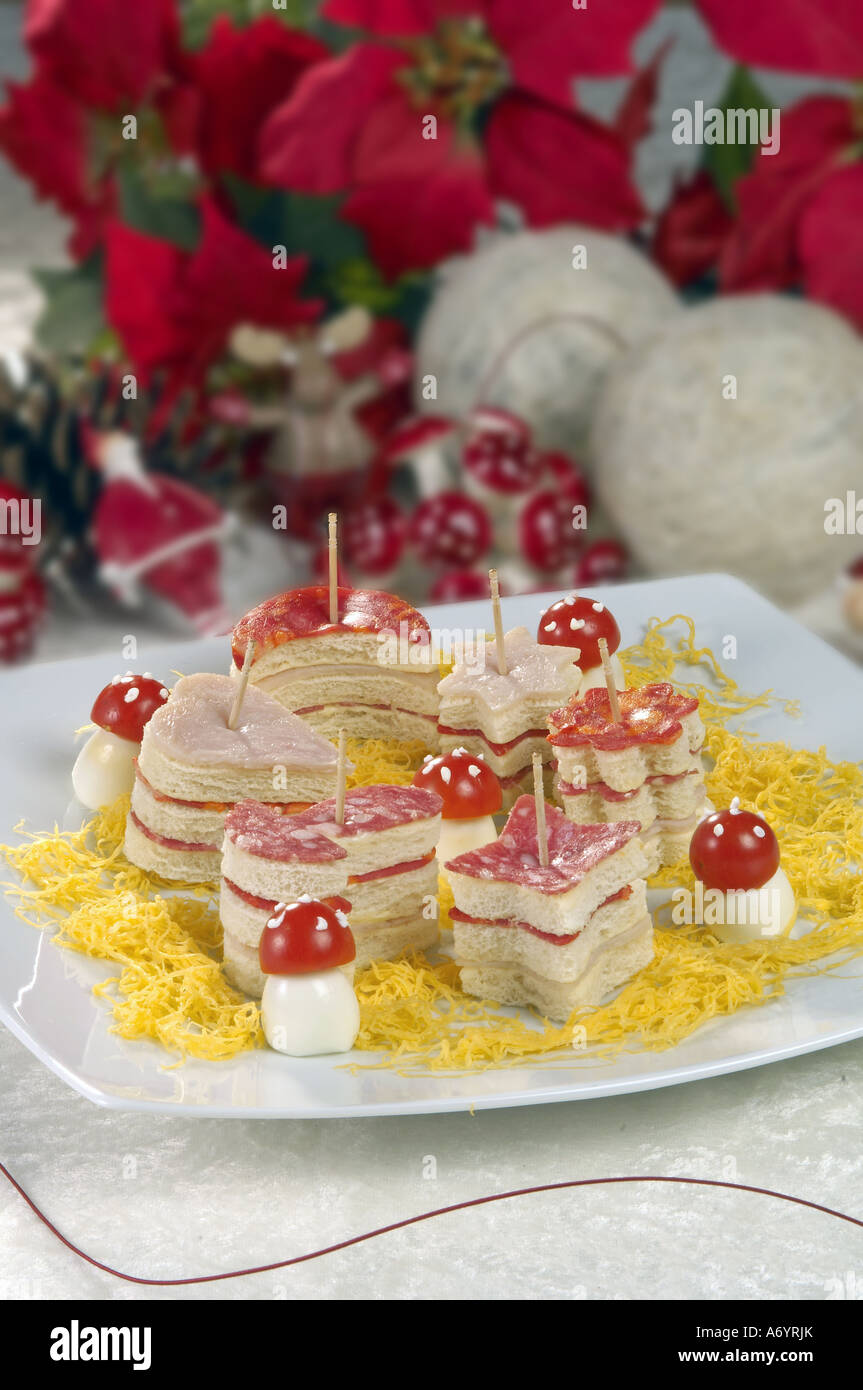 Canapés of salami chorizo sausage and turkey Stock Photo - Alamy