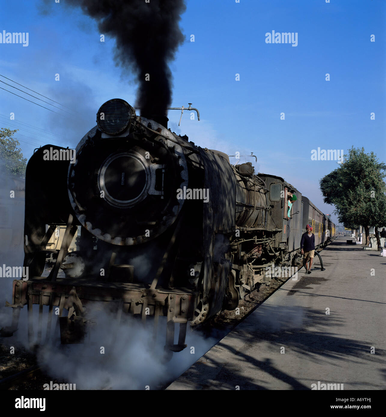 Steam locomotives india High Resolution Stock Photography and Images ...