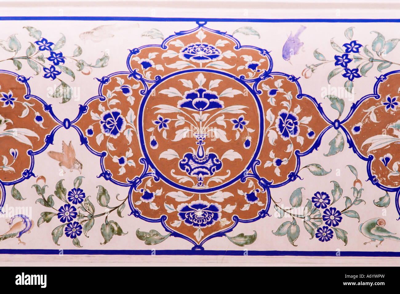 Detail of the exquisite wall painting in the Sultan Mahal hall Samode ...