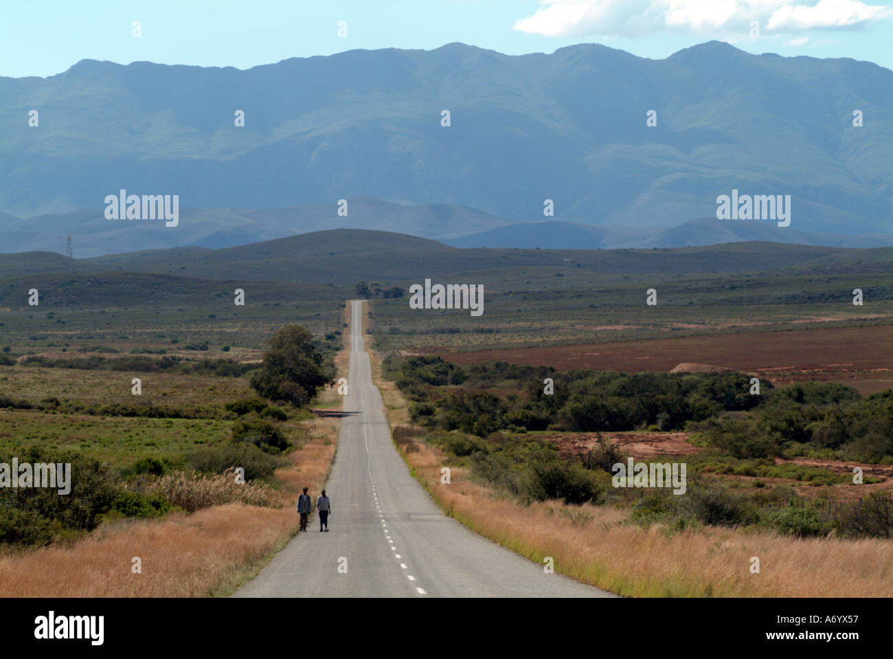 Landscape of Langeberg mountains and South African highway Western Cape ...