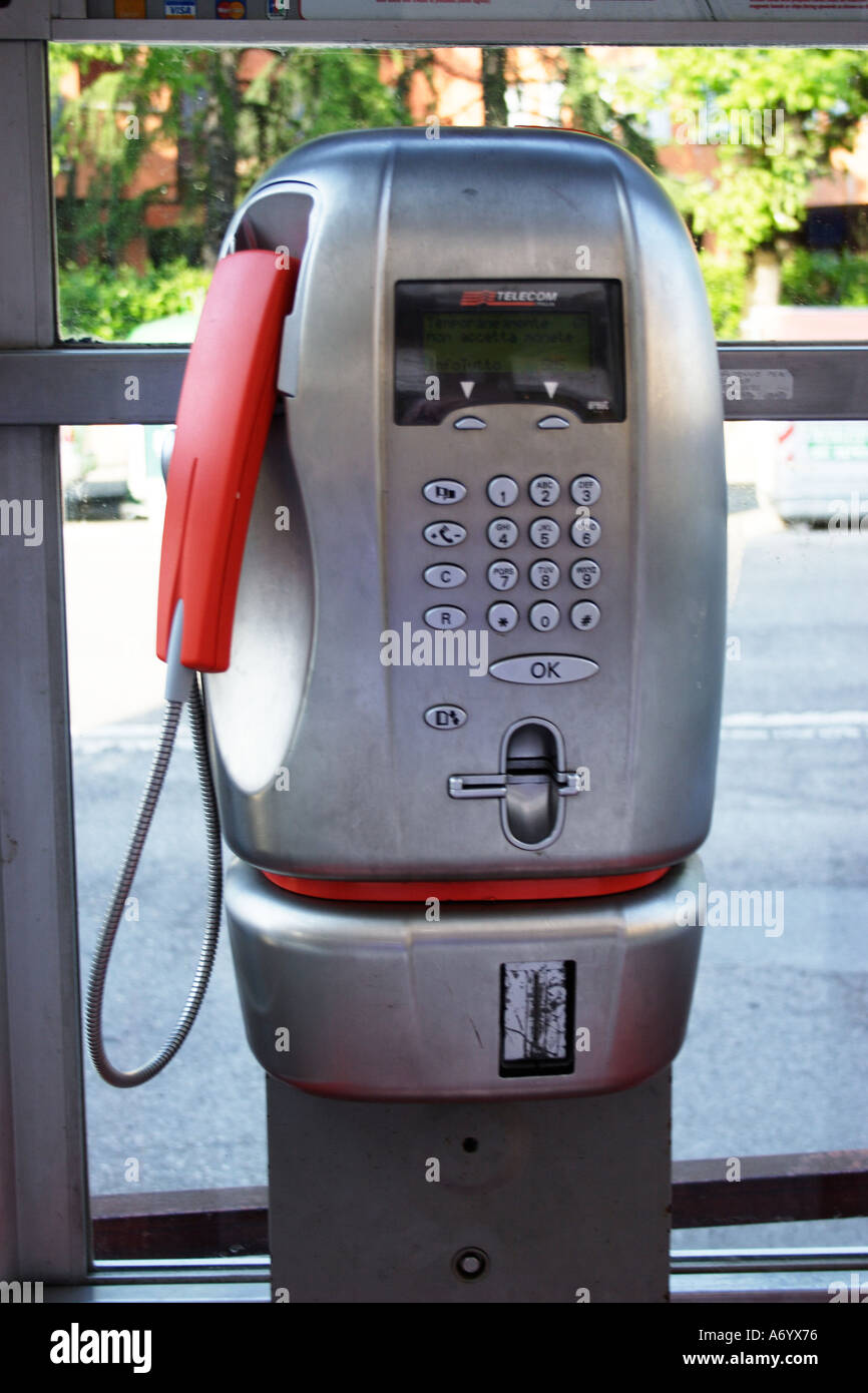 Public comunication hi-res stock photography and images - Alamy