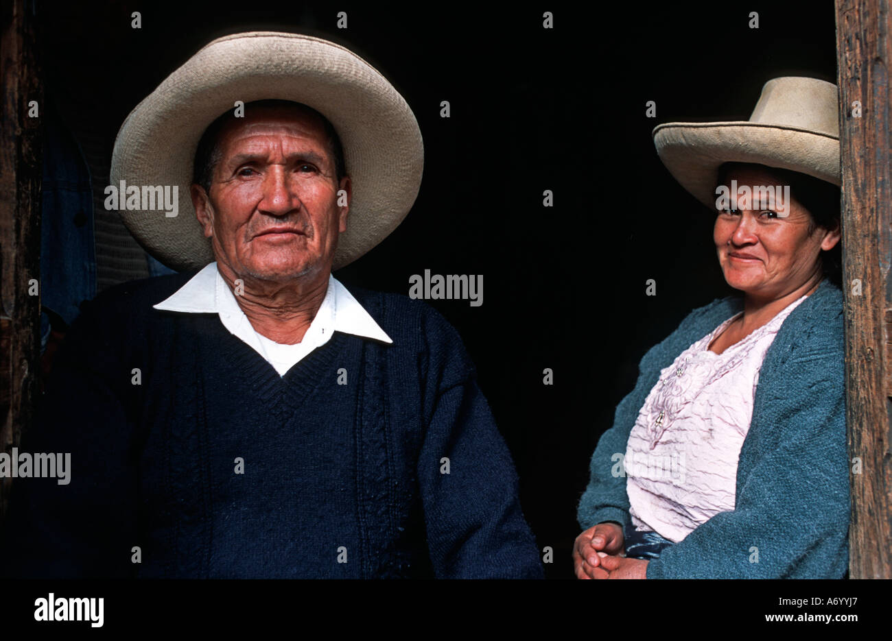 Husband and wife peru hi-res stock photography and images - Alamy