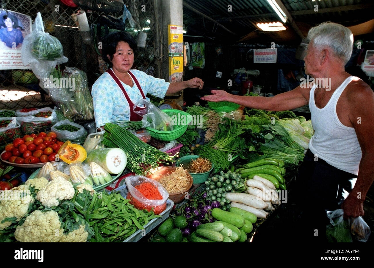 Bangkok Thailand Thai food market restaurant shop Stock Photo - Alamy