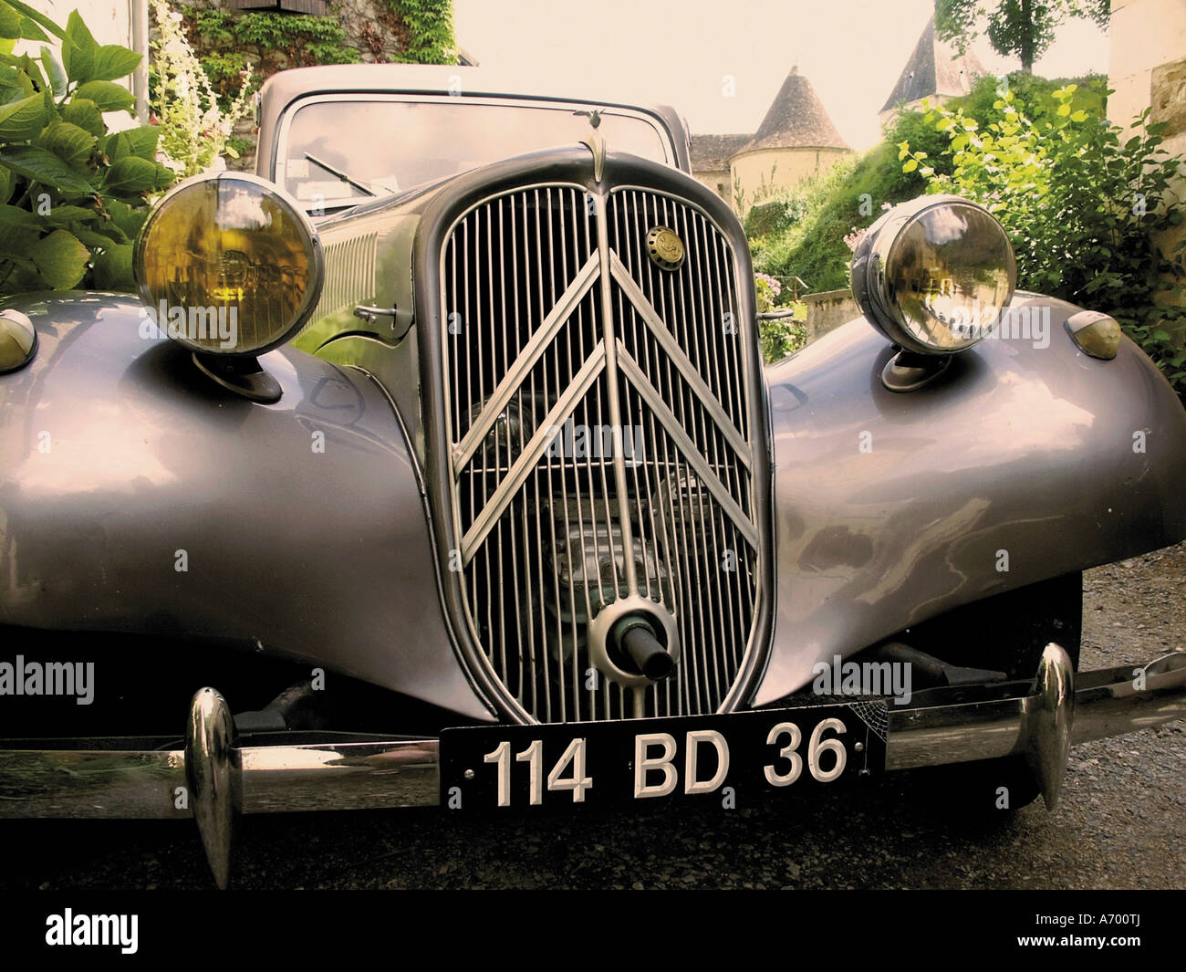 Citroen 4cv hi-res stock photography and images - Alamy