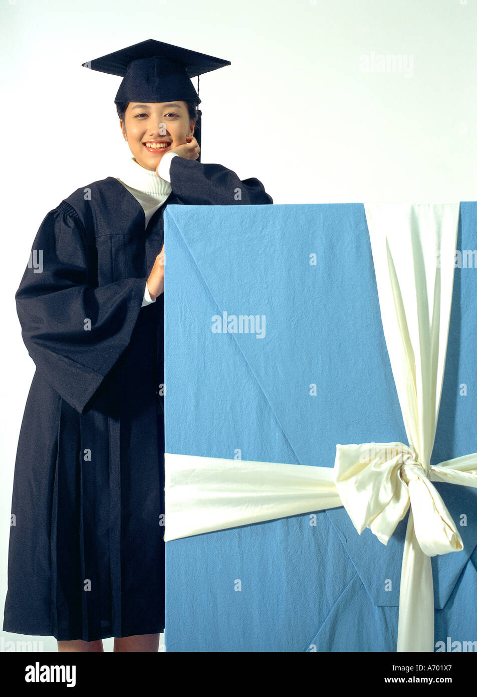 High school graduation korea hi-res stock photography and images - Alamy