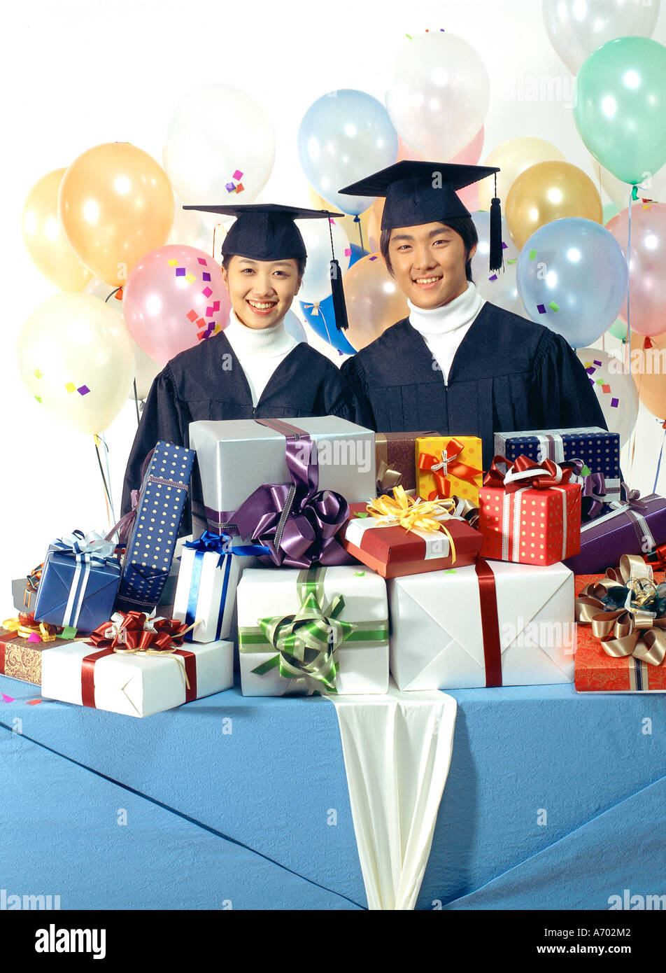 High school graduation korea hi-res stock photography and images - Alamy