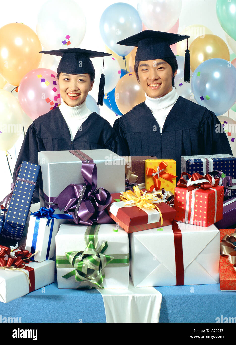 High school graduation korea hi-res stock photography and images - Alamy