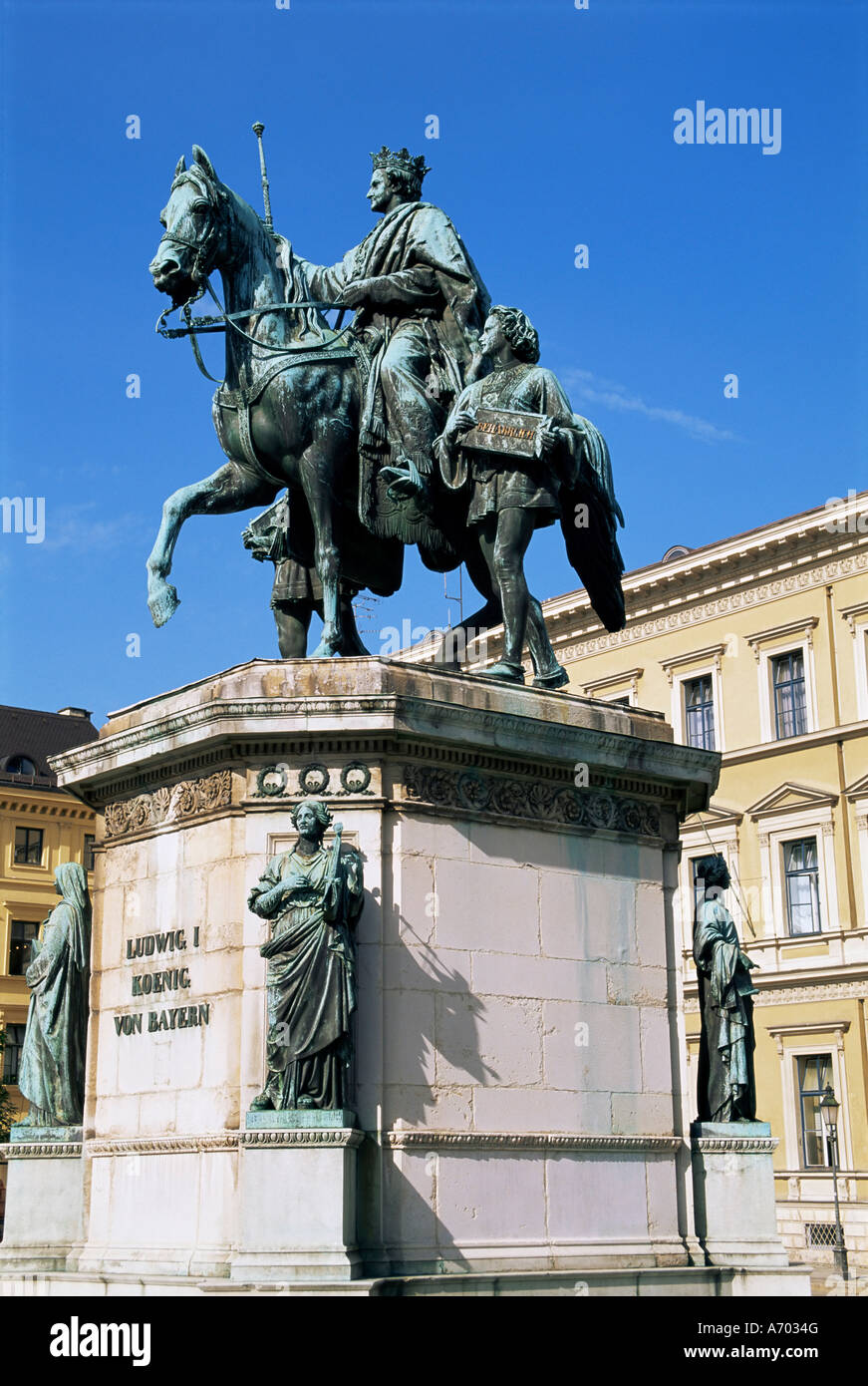 Equestrian statue ludwig i hi-res stock photography and images - Alamy