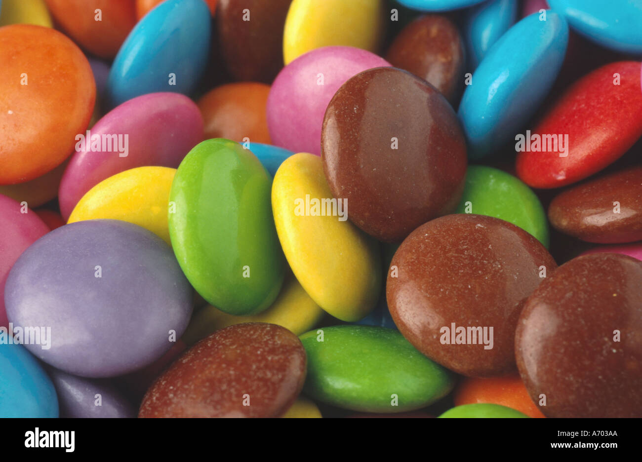 Chocolate smarties hi-res stock photography and images - Alamy