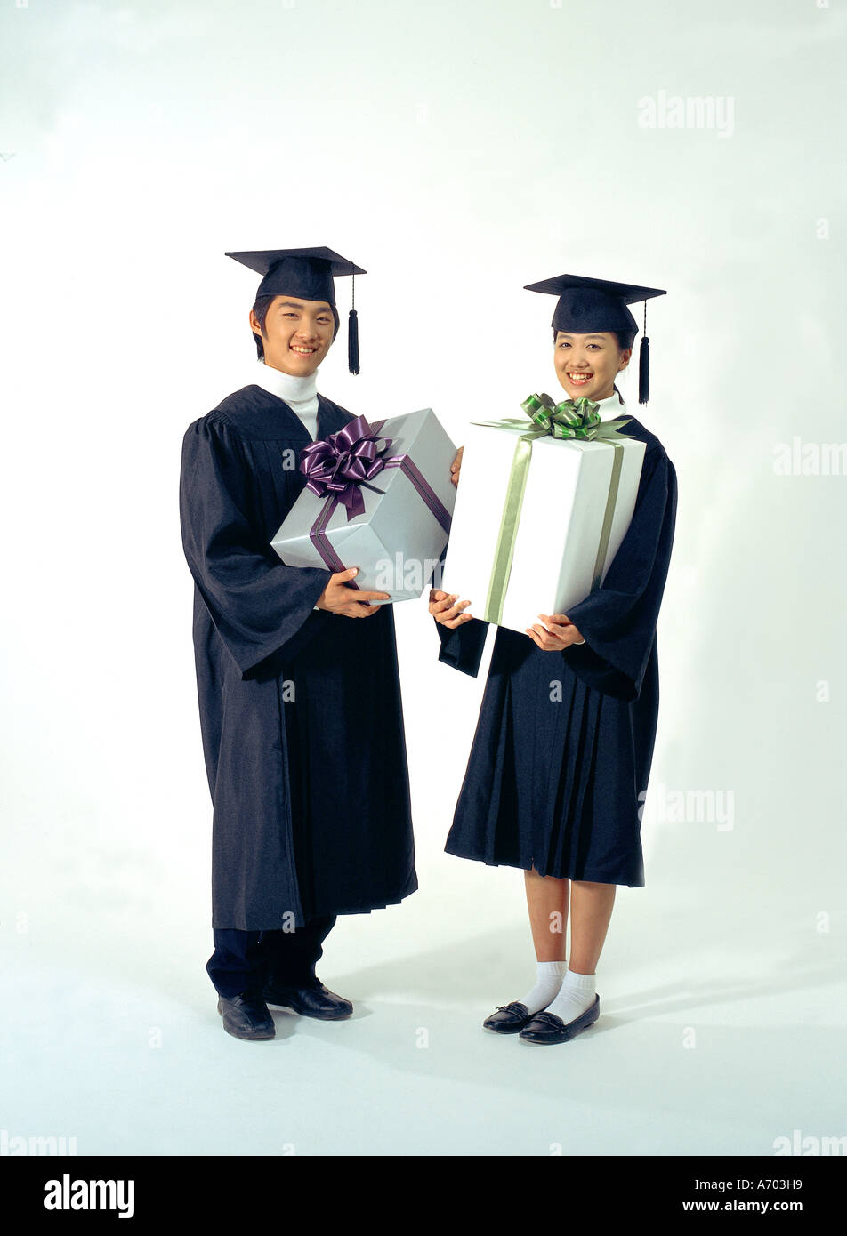 High school graduation korea hi-res stock photography and images - Alamy