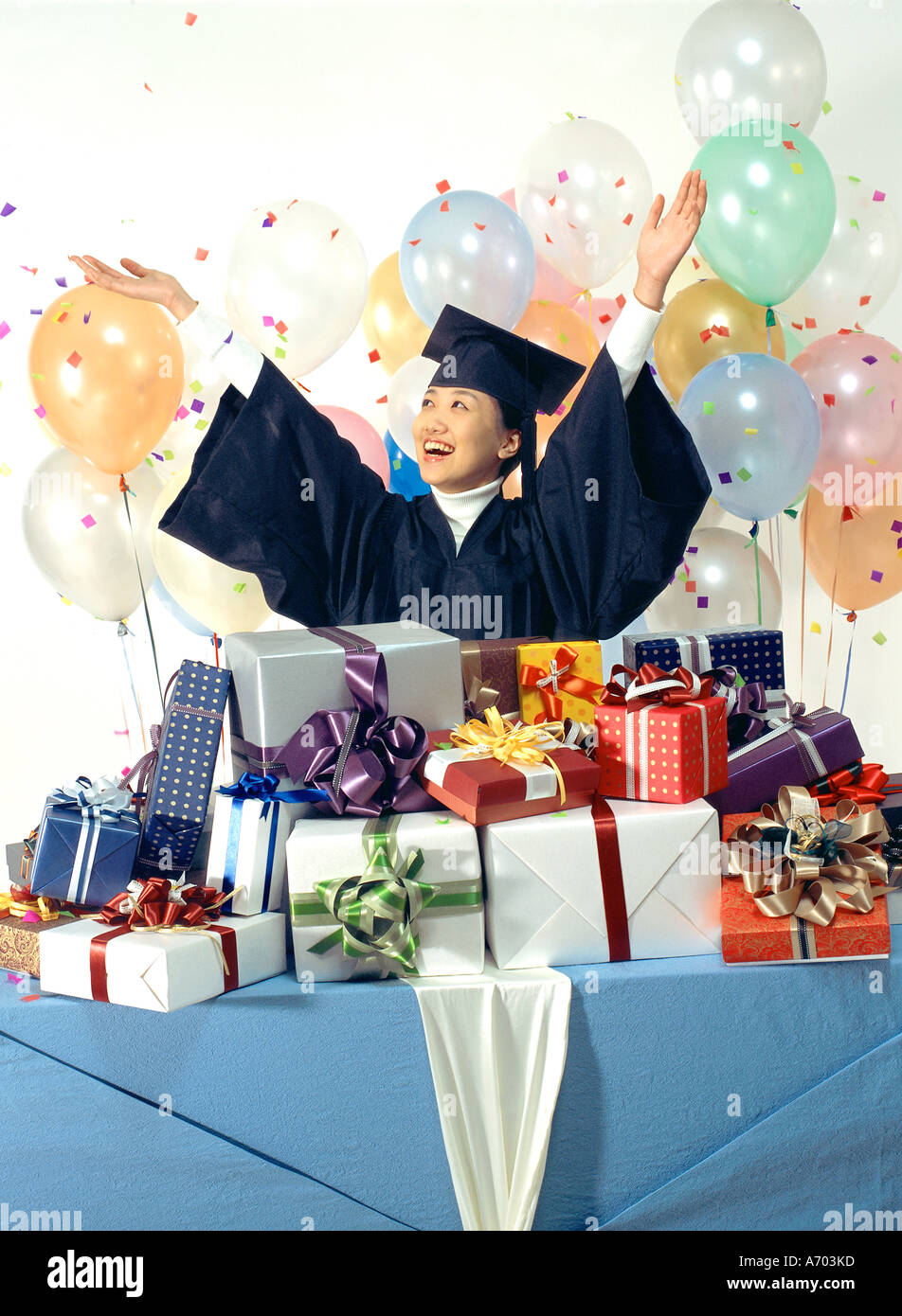High school graduation korea hi-res stock photography and images - Alamy