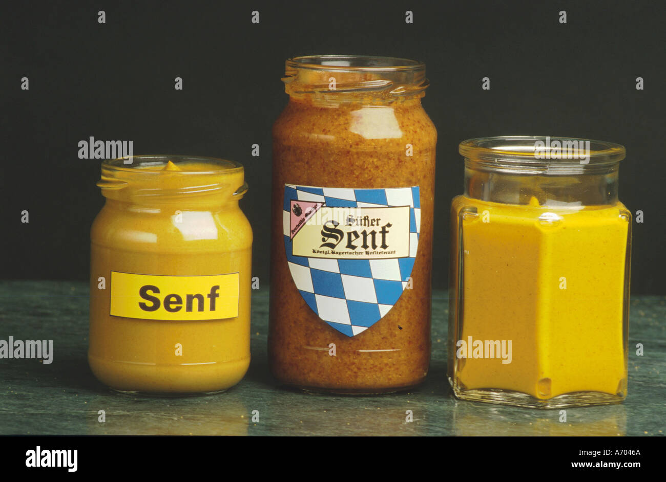 Senf hi-res stock photography and images - Alamy