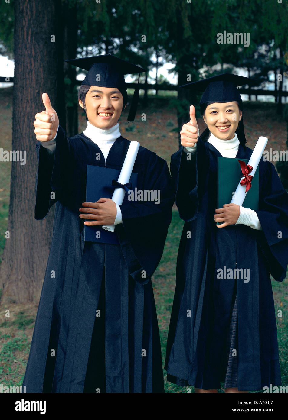 High school graduation korea hi-res stock photography and images - Alamy