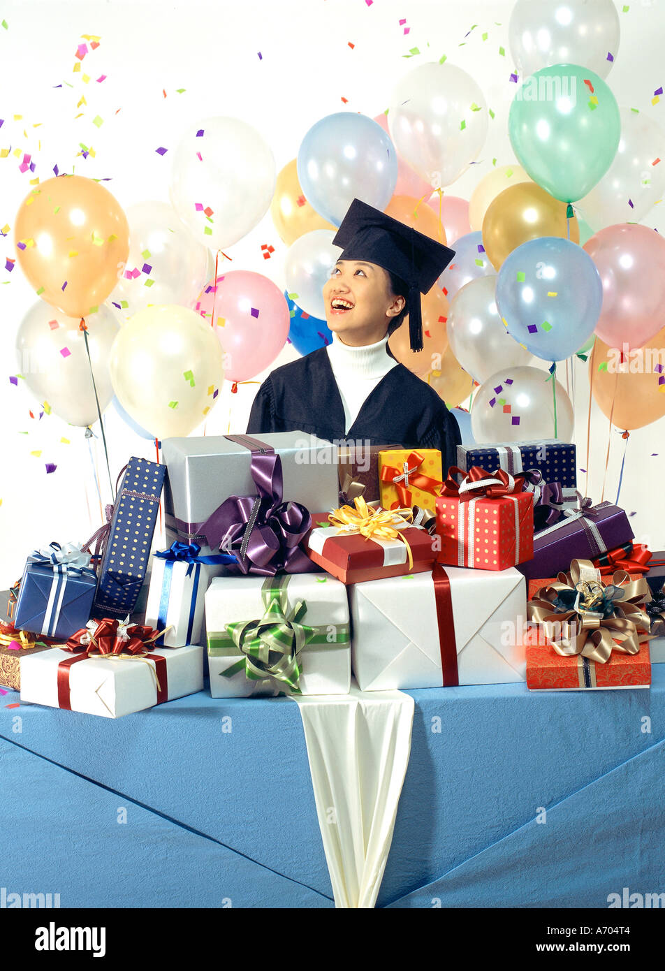 Korean graduation ceremony hi-res stock photography and images - Alamy