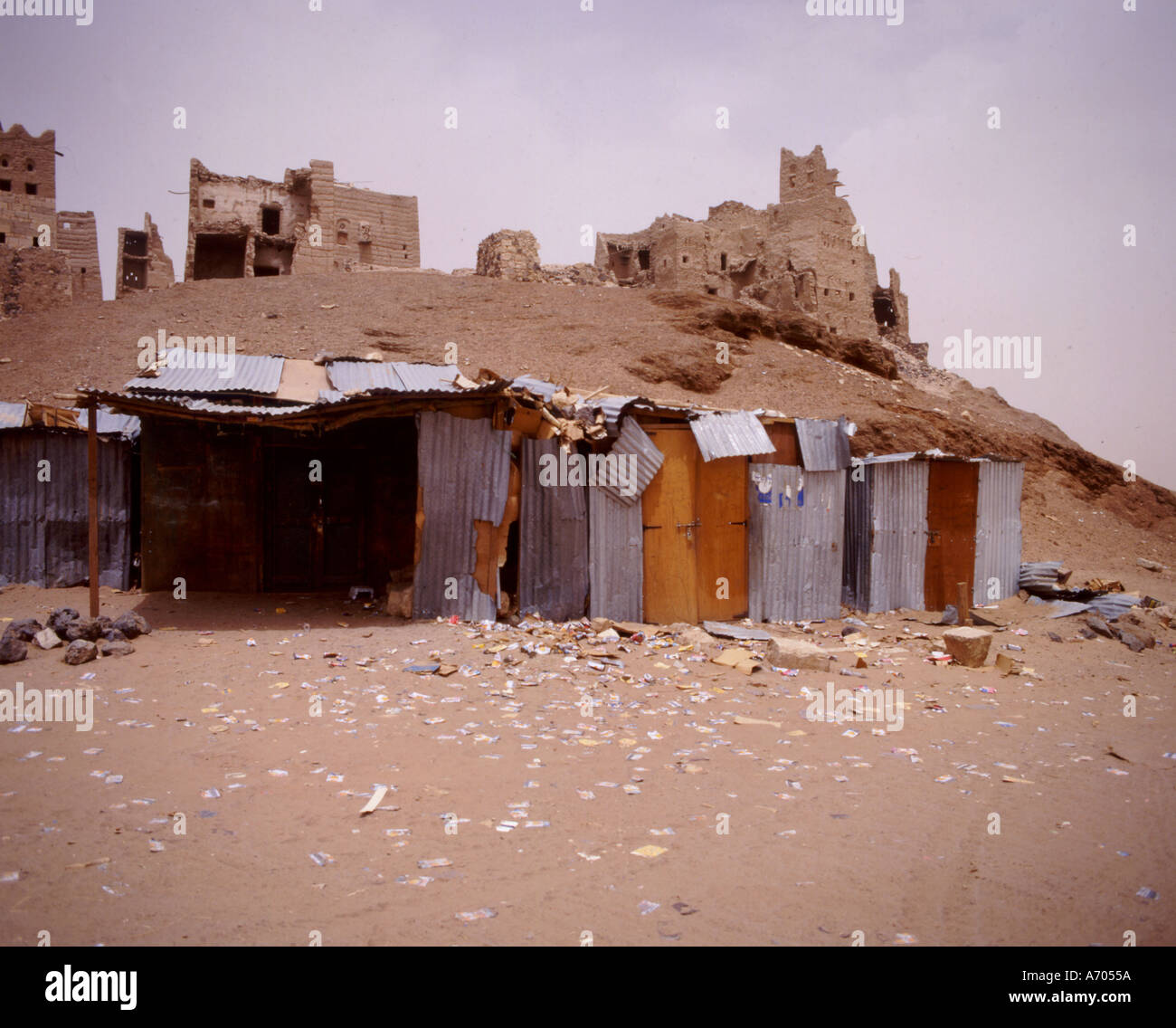 Marib ruins hi-res stock photography and images - Alamy