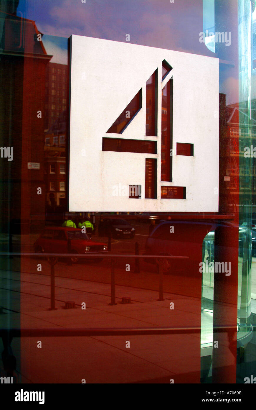 Channel 4 studios hi-res stock photography and images - Alamy