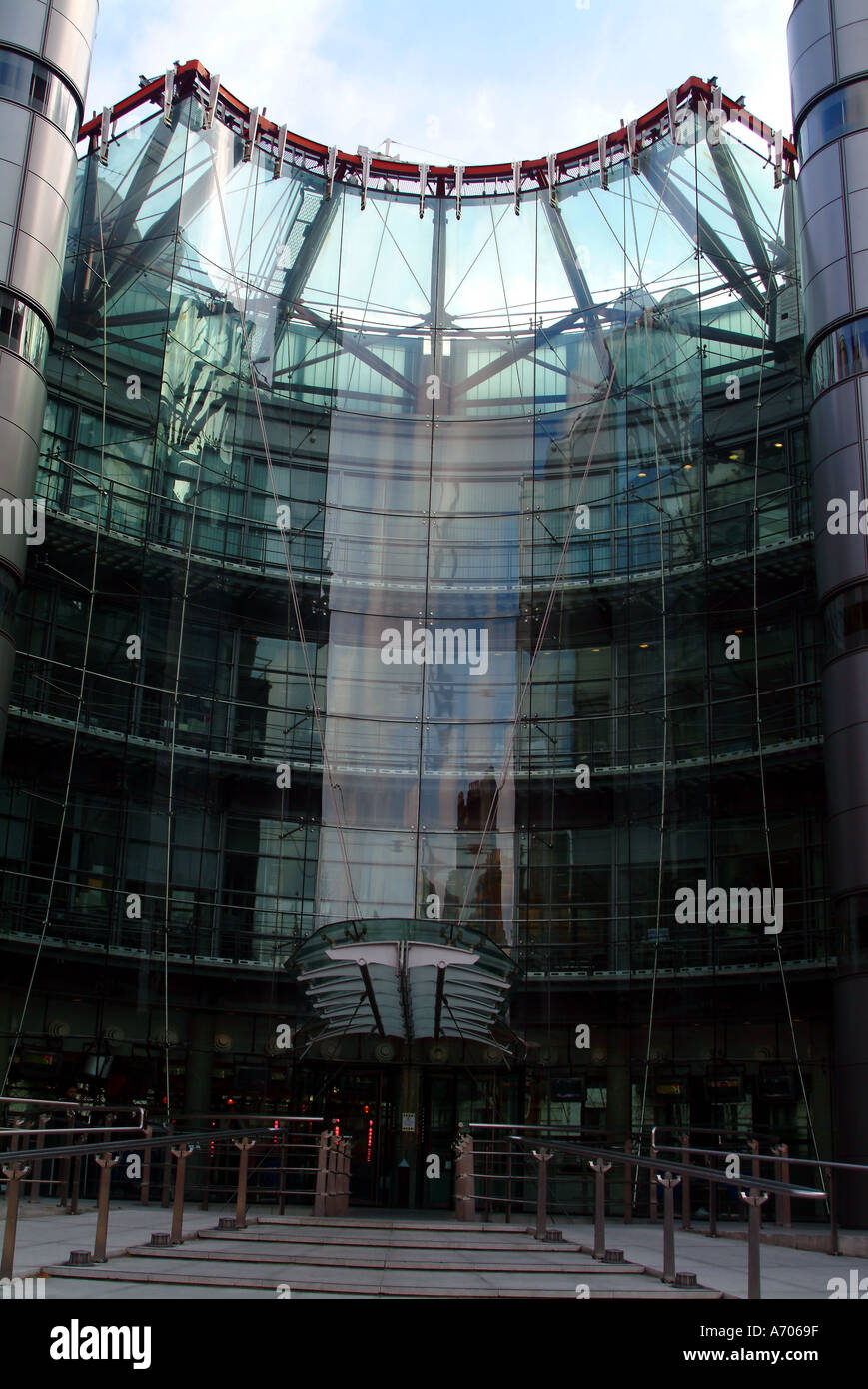 Channel 4 Studios High Resolution Stock Photography and Images - Alamy