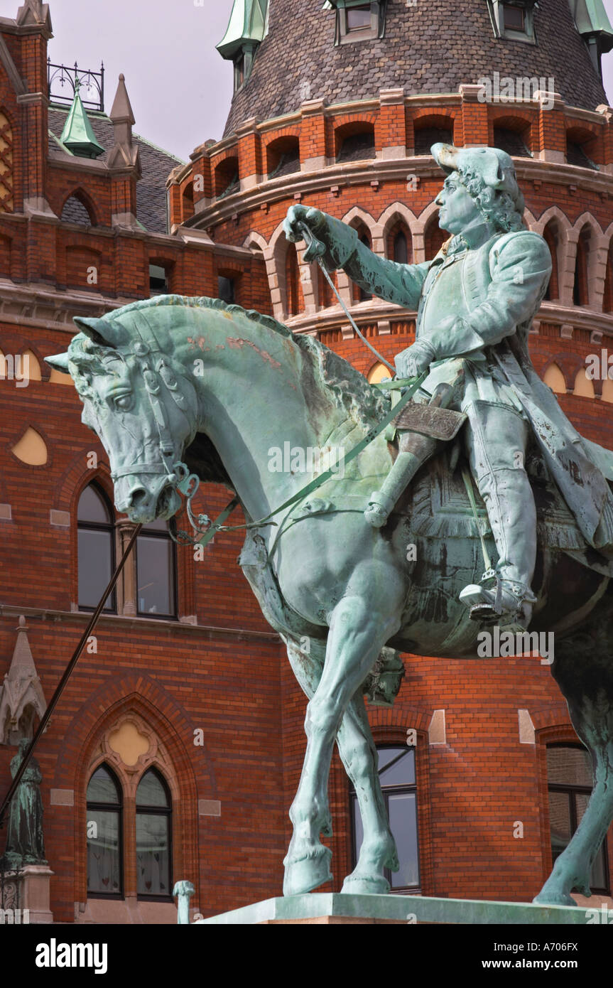 Equestrian statue with Magnus Gustafsson Stenbock on the Hamntorget ...