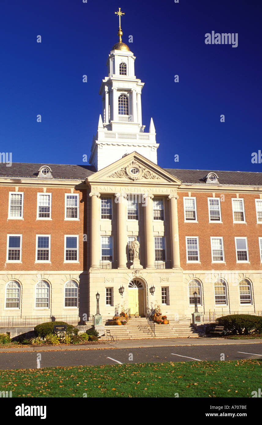 University of hartford campus hi-res stock photography and images - Alamy