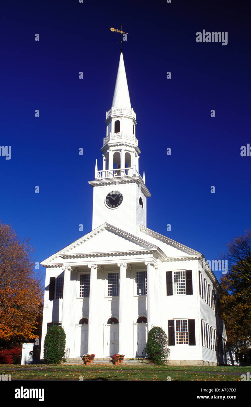 Litchfield cathedral england hi-res stock photography and images - Alamy