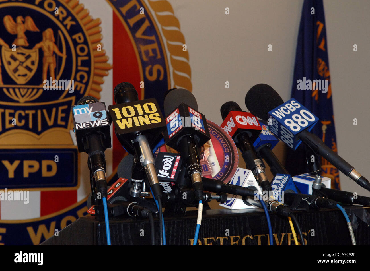 Press conference microphones hi-res stock photography and images - Alamy